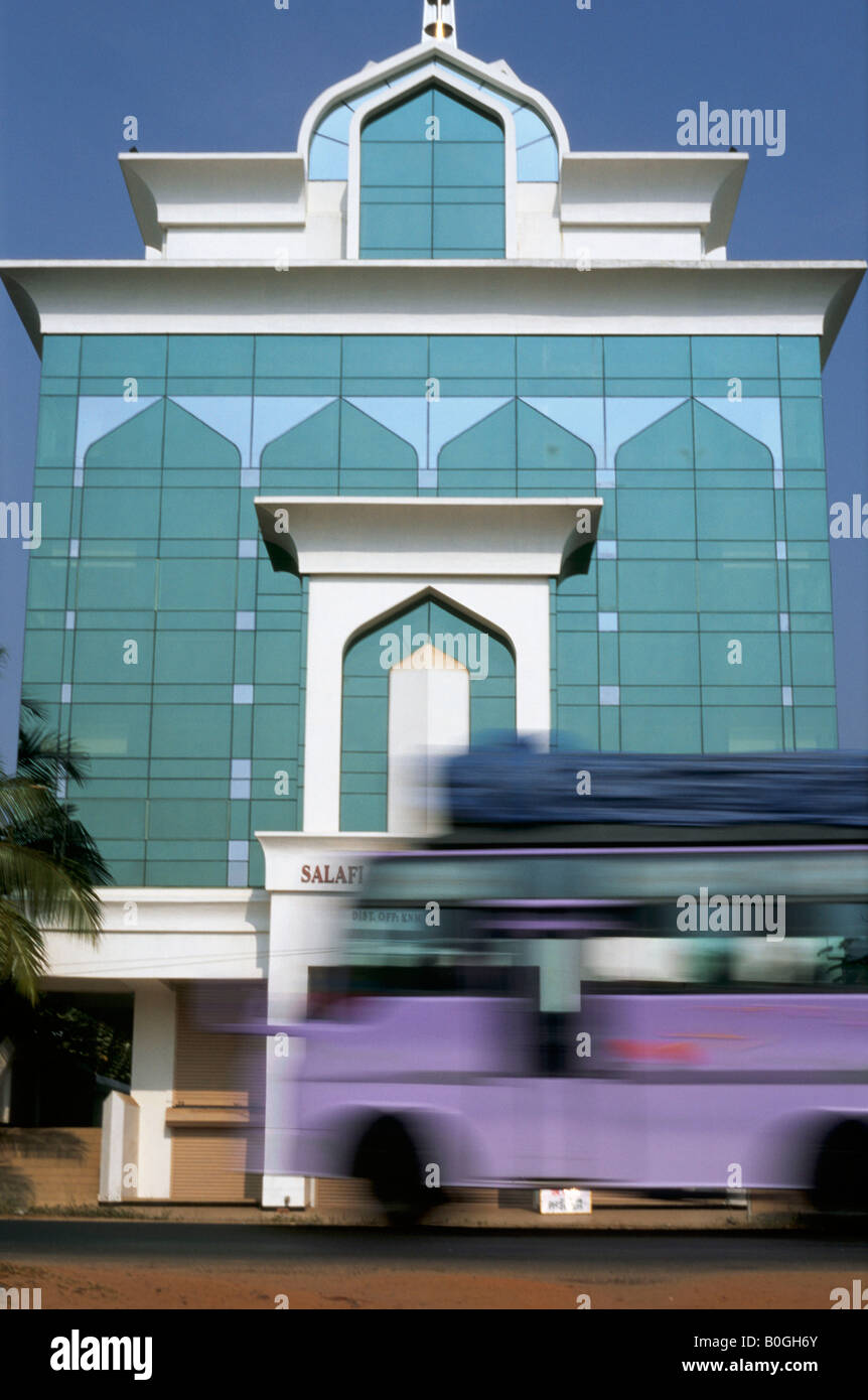 Exterior of a modern mosque with a bus passing by, Vyttila, India Stock ...