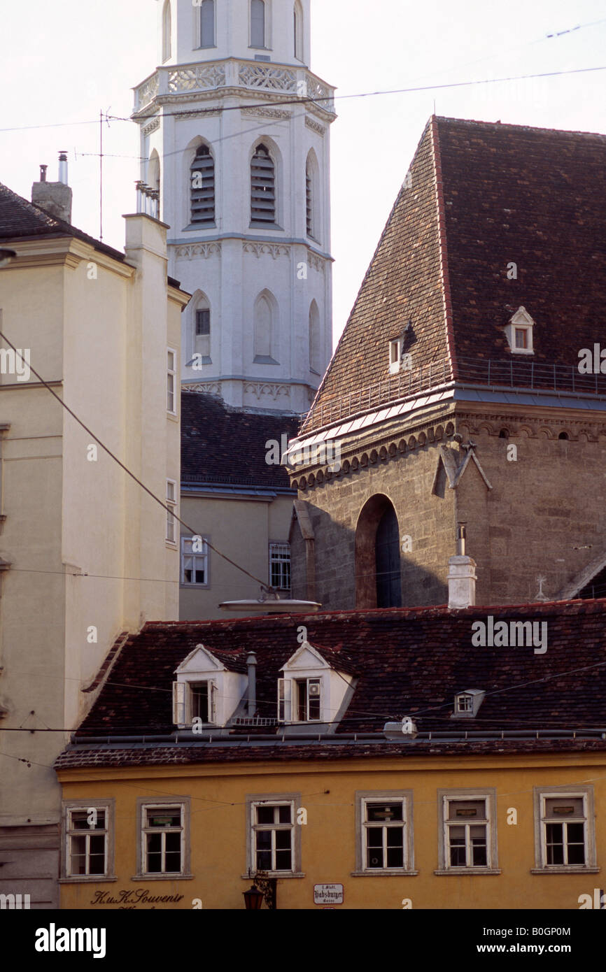 Austrian houses hi-res stock photography and images - Alamy