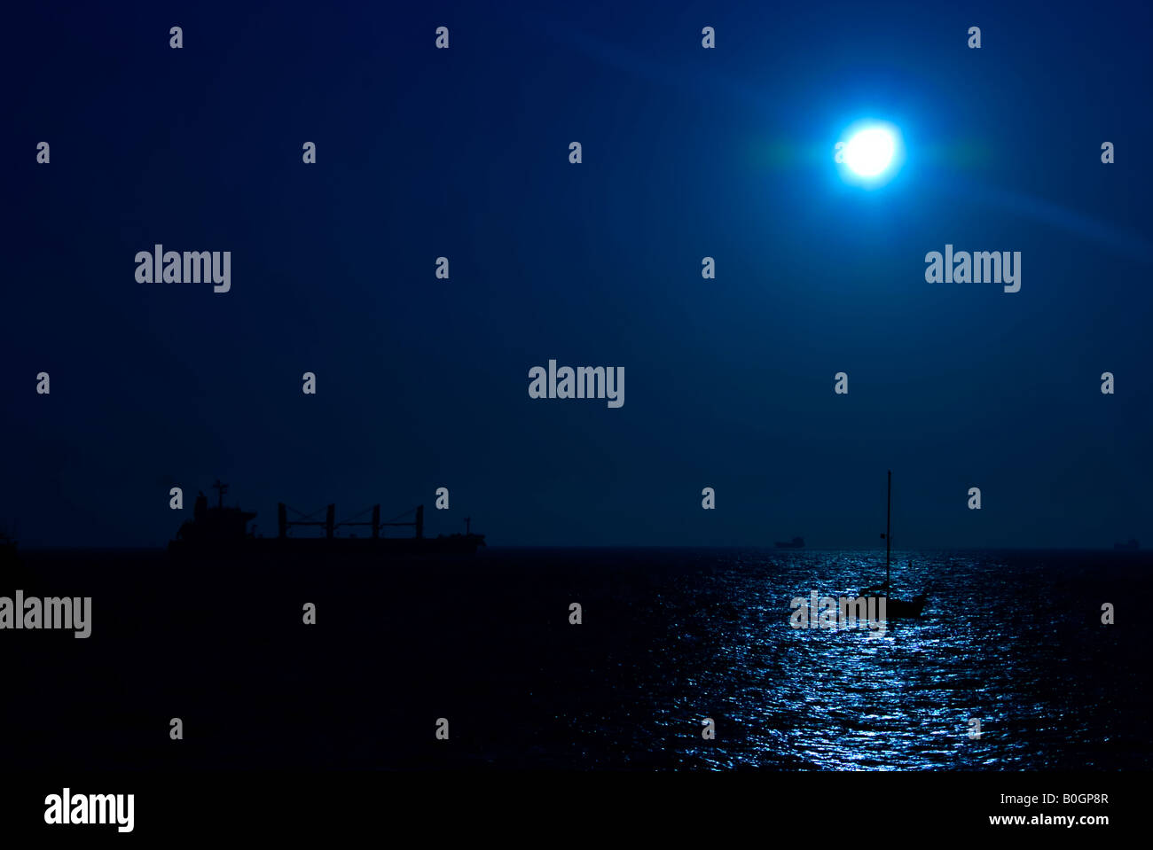 Humber pilot hi-res stock photography and images - Alamy