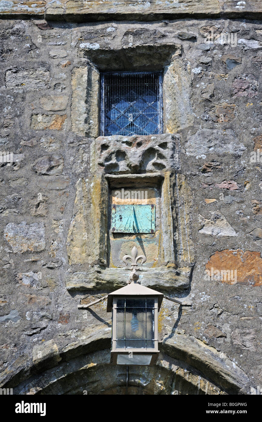 Sundial window hi-res stock photography and images - Alamy