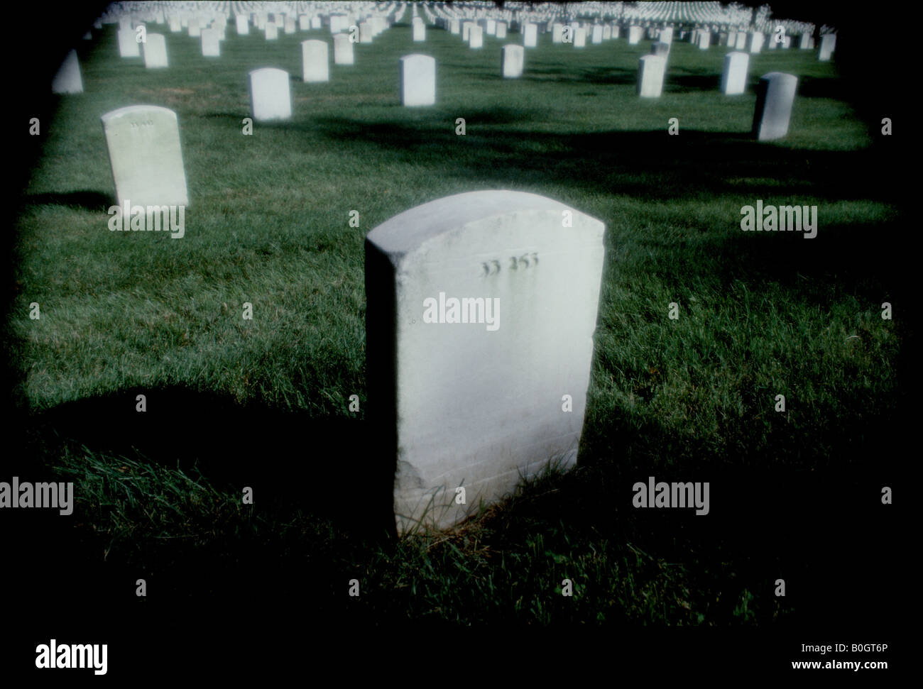 A large field of cemetery headstones Stock Photo - Alamy