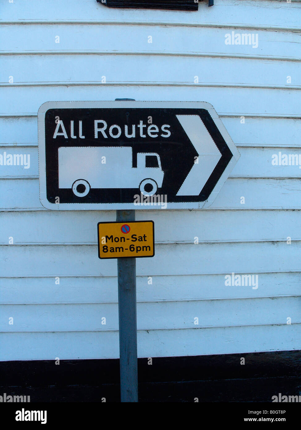 All Routes signpost Stock Photo - Alamy