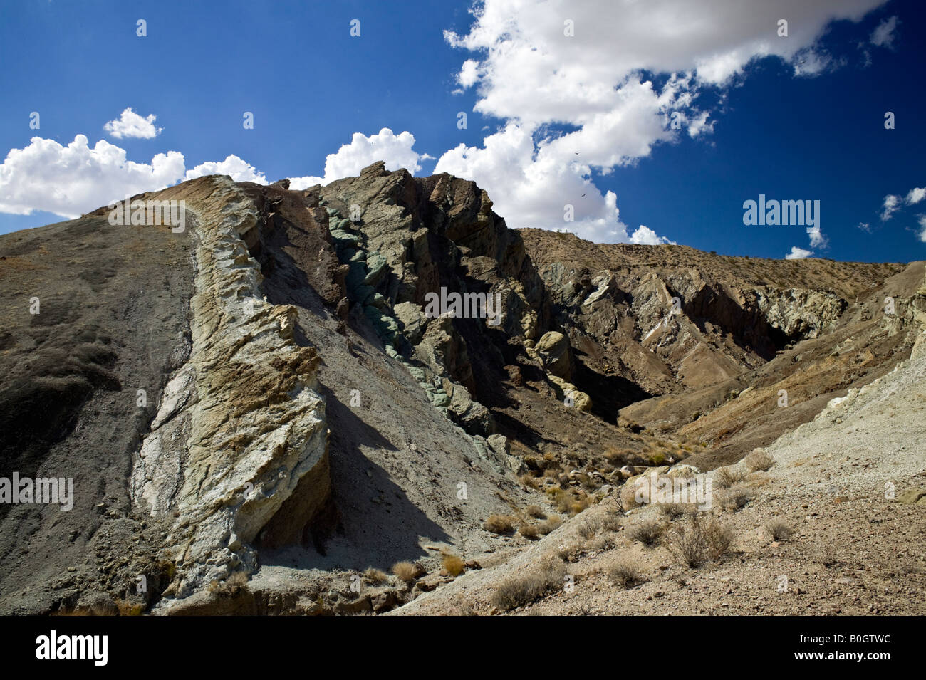 Mount Shasta view Stock Photo - Alamy