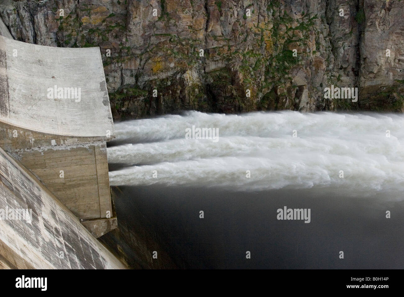 Owyhee dam hi-res stock photography and images - Alamy