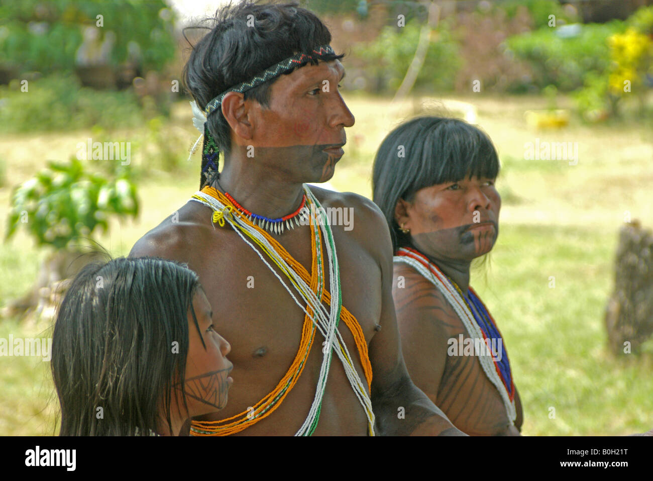 Embera indian hi-res stock photography and images - Alamy