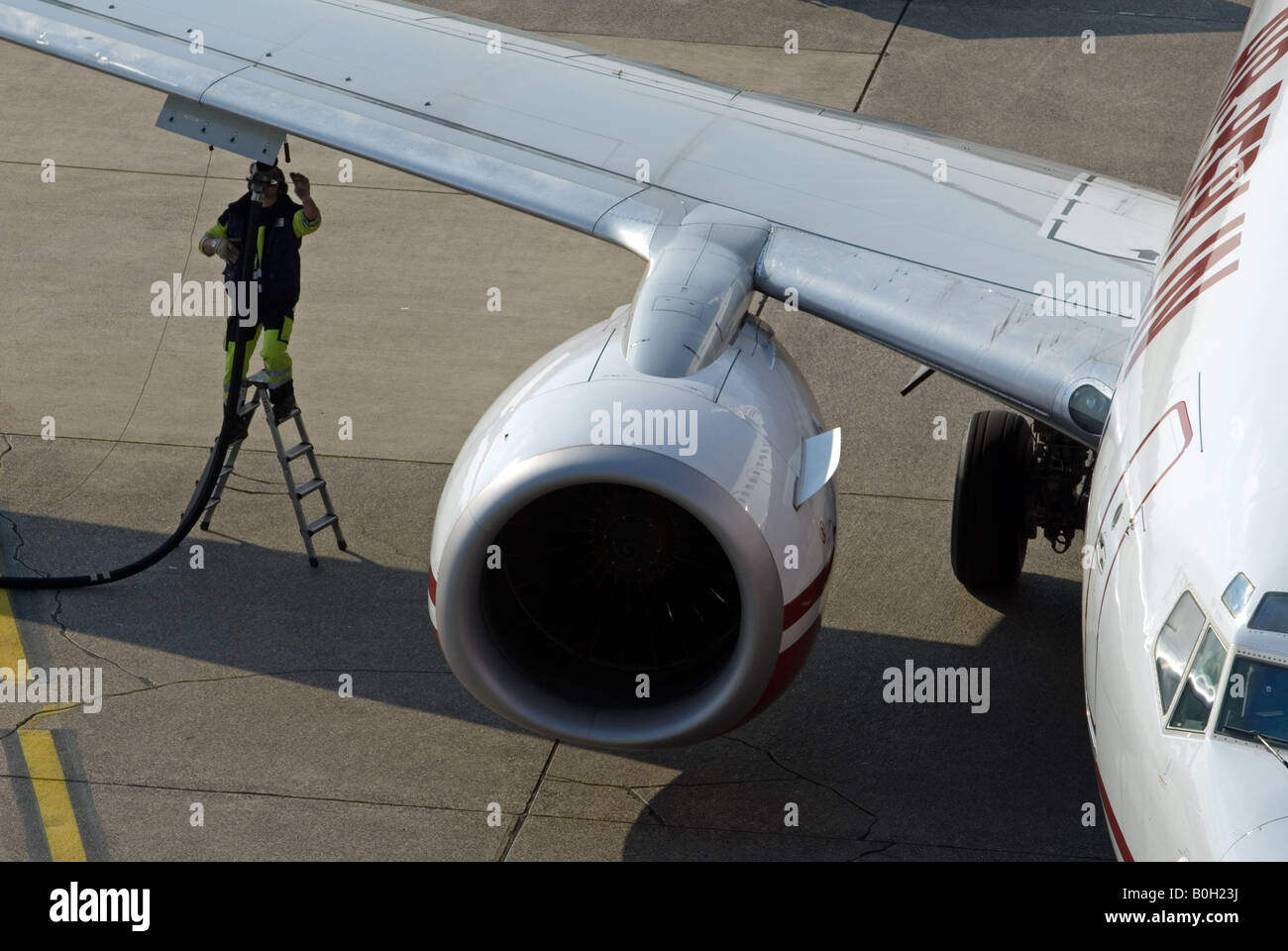 Refueling operations hi-res stock photography and images - Alamy