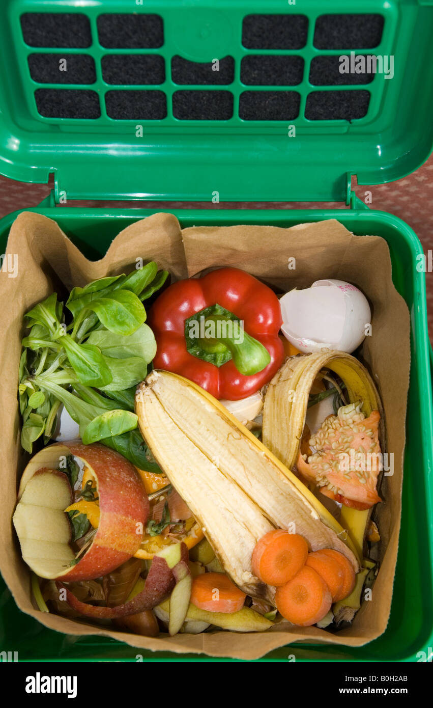 Green food waste bin uk hi-res stock photography and images - Alamy