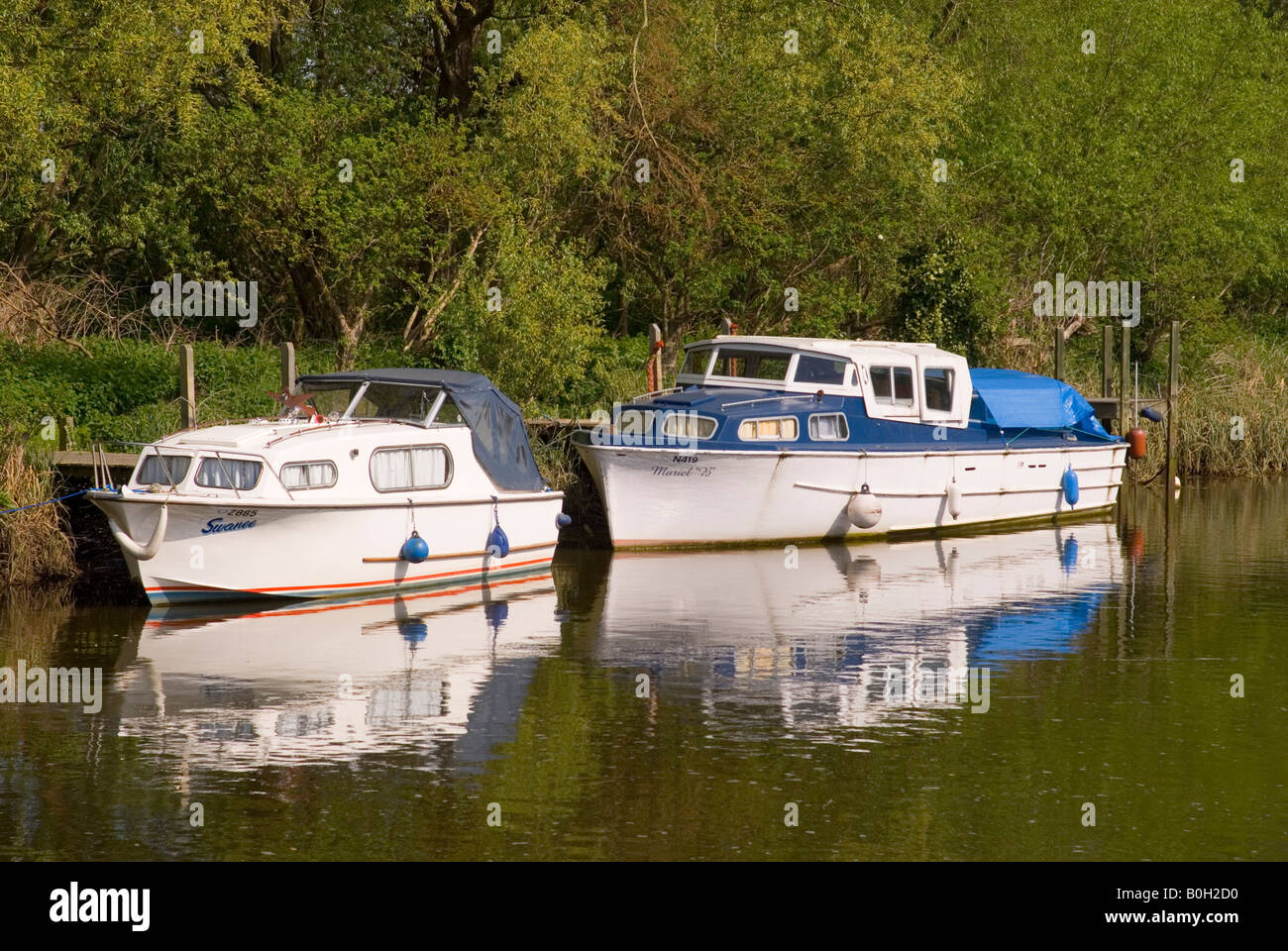 River waveney beccles suffolk uk hi-res stock photography and images ...