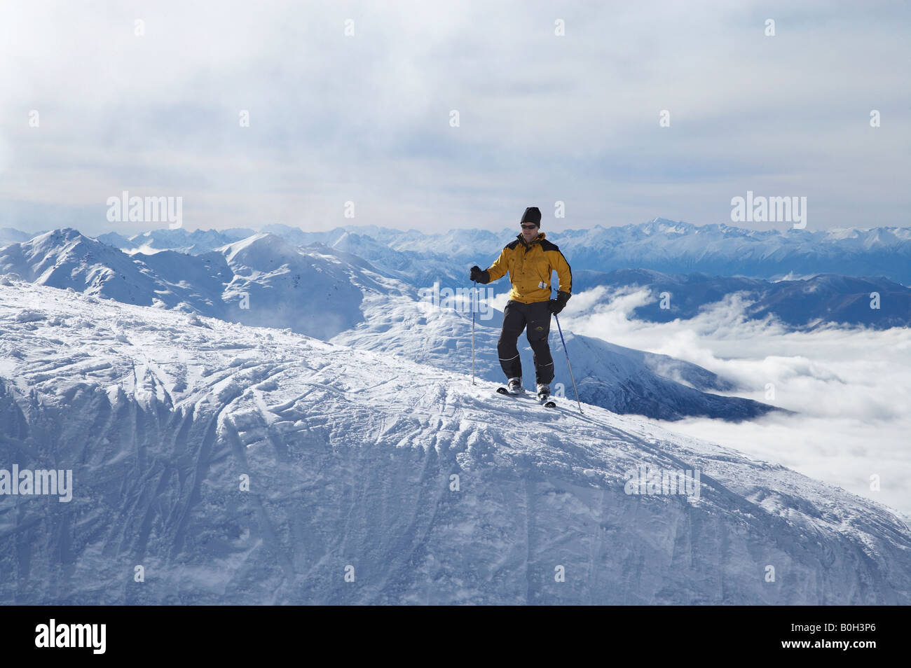 The treble cone ski area new zealand hi-res stock photography and ...