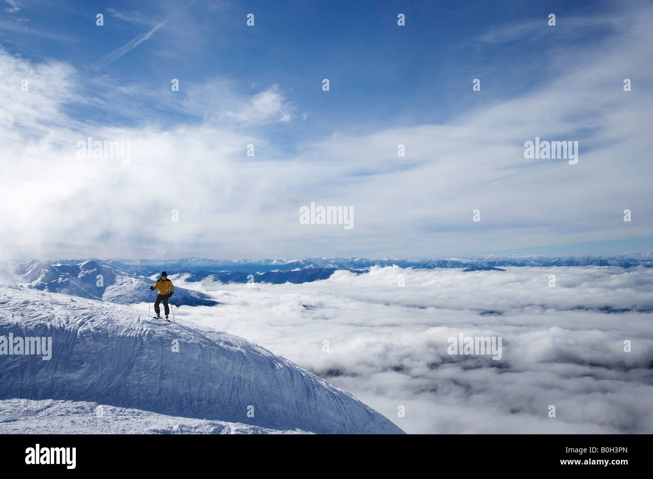 Treble cone ski resort hi-res stock photography and images - Alamy