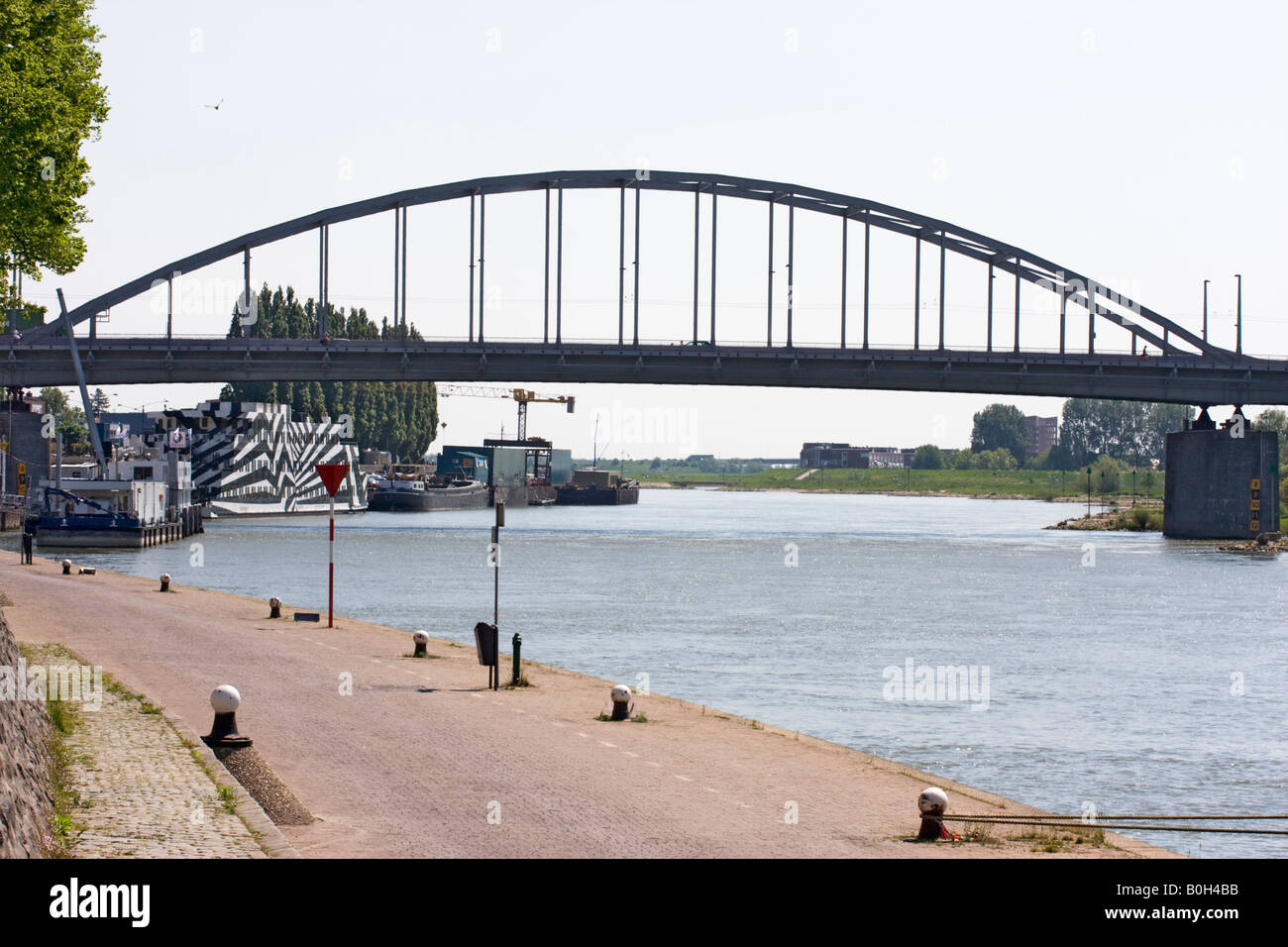 John Frost bridge crossing the river Rhine in Arnhem Stock Photo - Alamy