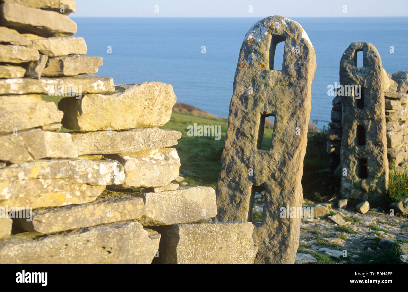 Dry Stone Wall & Stone Gate Posts. Dorset Coast Stock Photo - Alamy