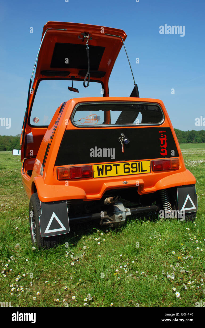 Rear view of a Reliant Bond Bug Stock Photo - Alamy
