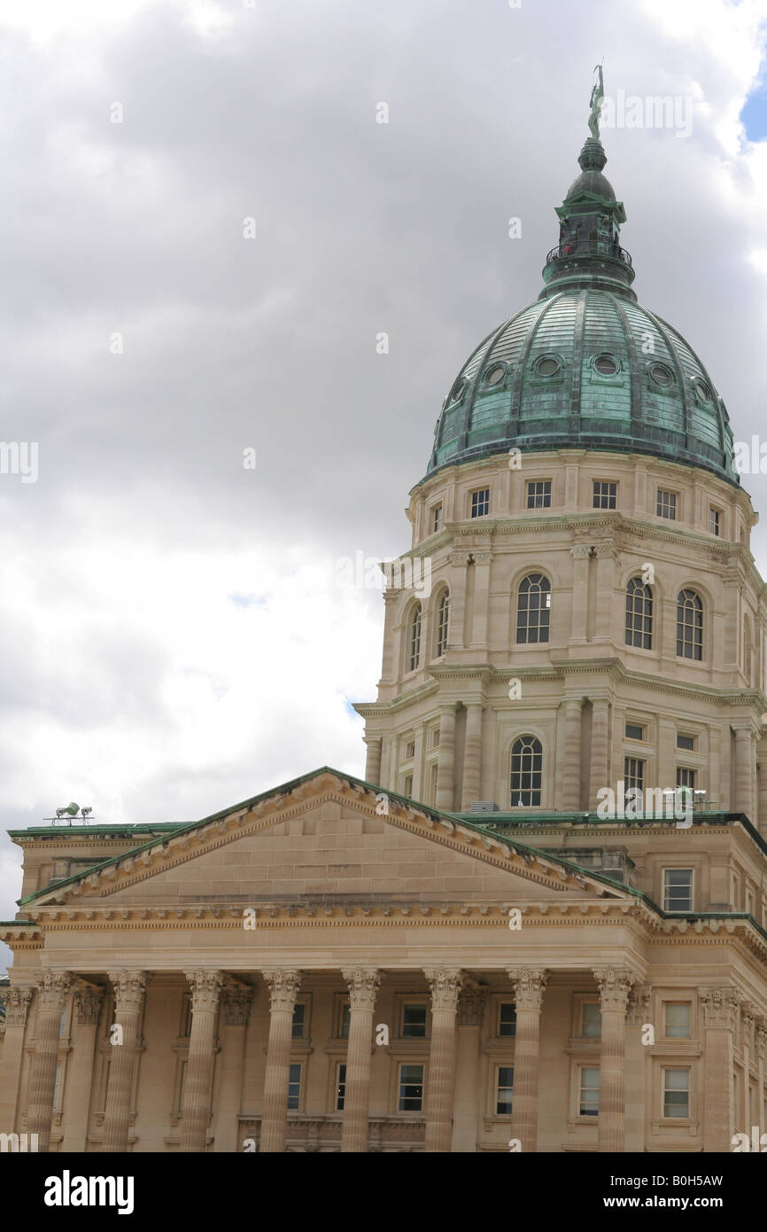 Kansas State Capitol Building in Topeka Stock Photo - Alamy