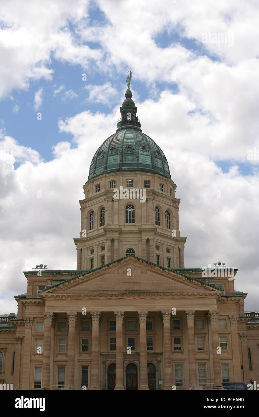 Kansas State Capitol Building in Topeka Stock Photo - Alamy