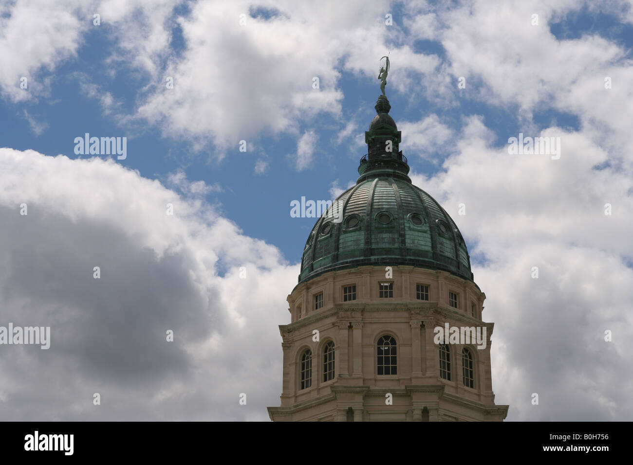 Kansas capitol dome hi-res stock photography and images - Alamy