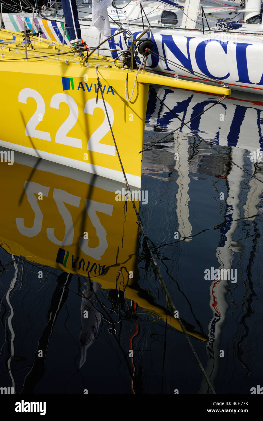 Racing yachts hi-res stock photography and images - Alamy