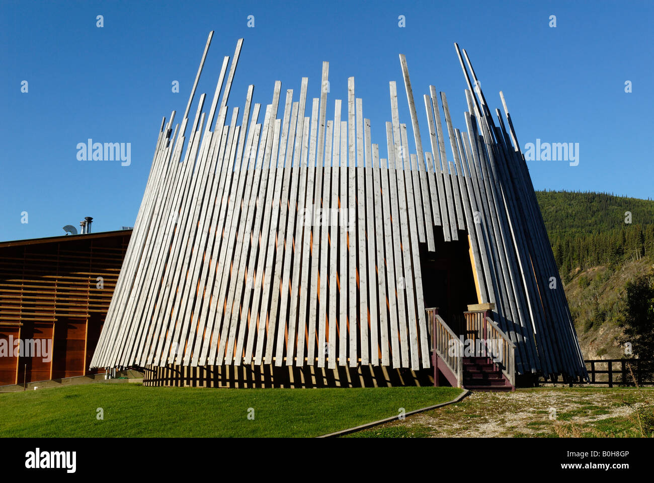 Daenojà Zho Cultural Centre, First Nations, Native Canadian cultural ...
