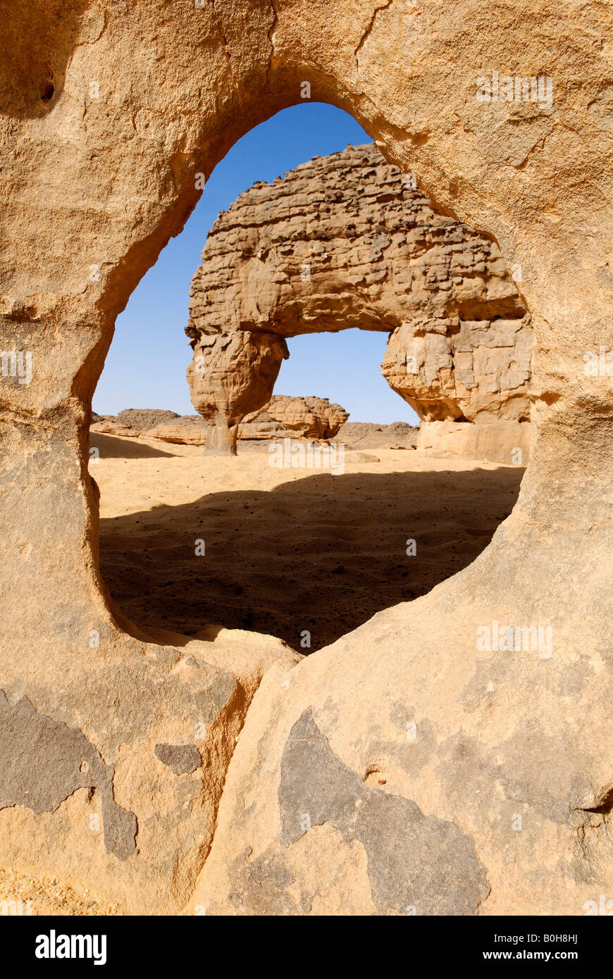 Display window formation hi-res stock photography and images - Alamy