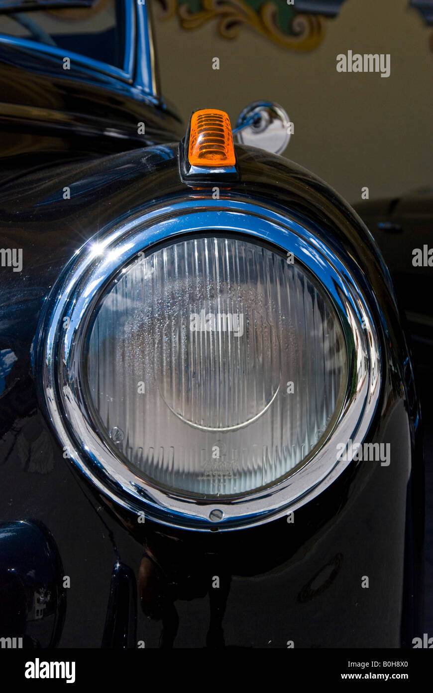 Vintage or classic car headlamp or front light, Mercedes-Benz 190 S ...