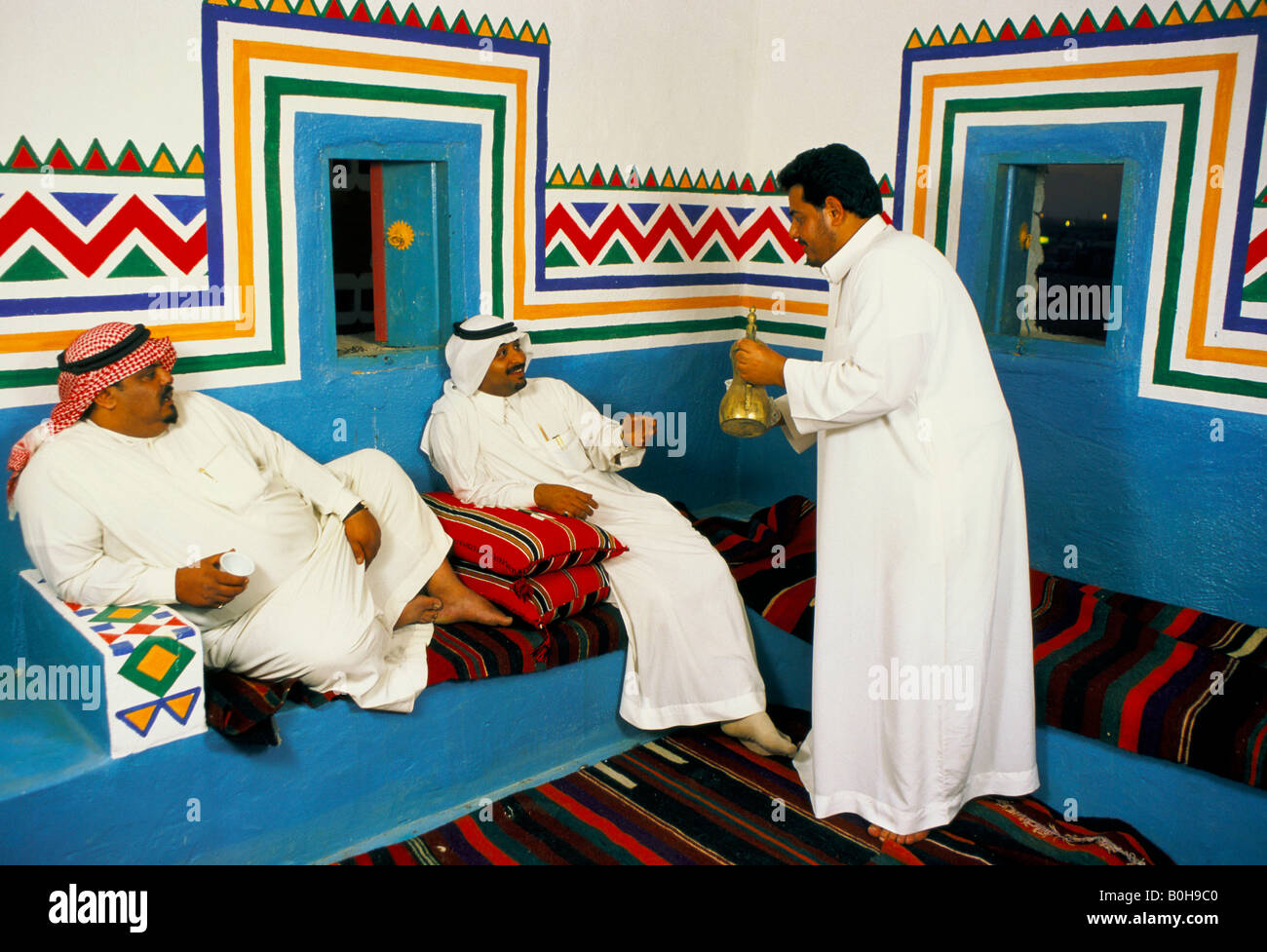 Saudi Arabia Tea Stock Photos & Saudi Arabia Tea Stock Images - Alamy