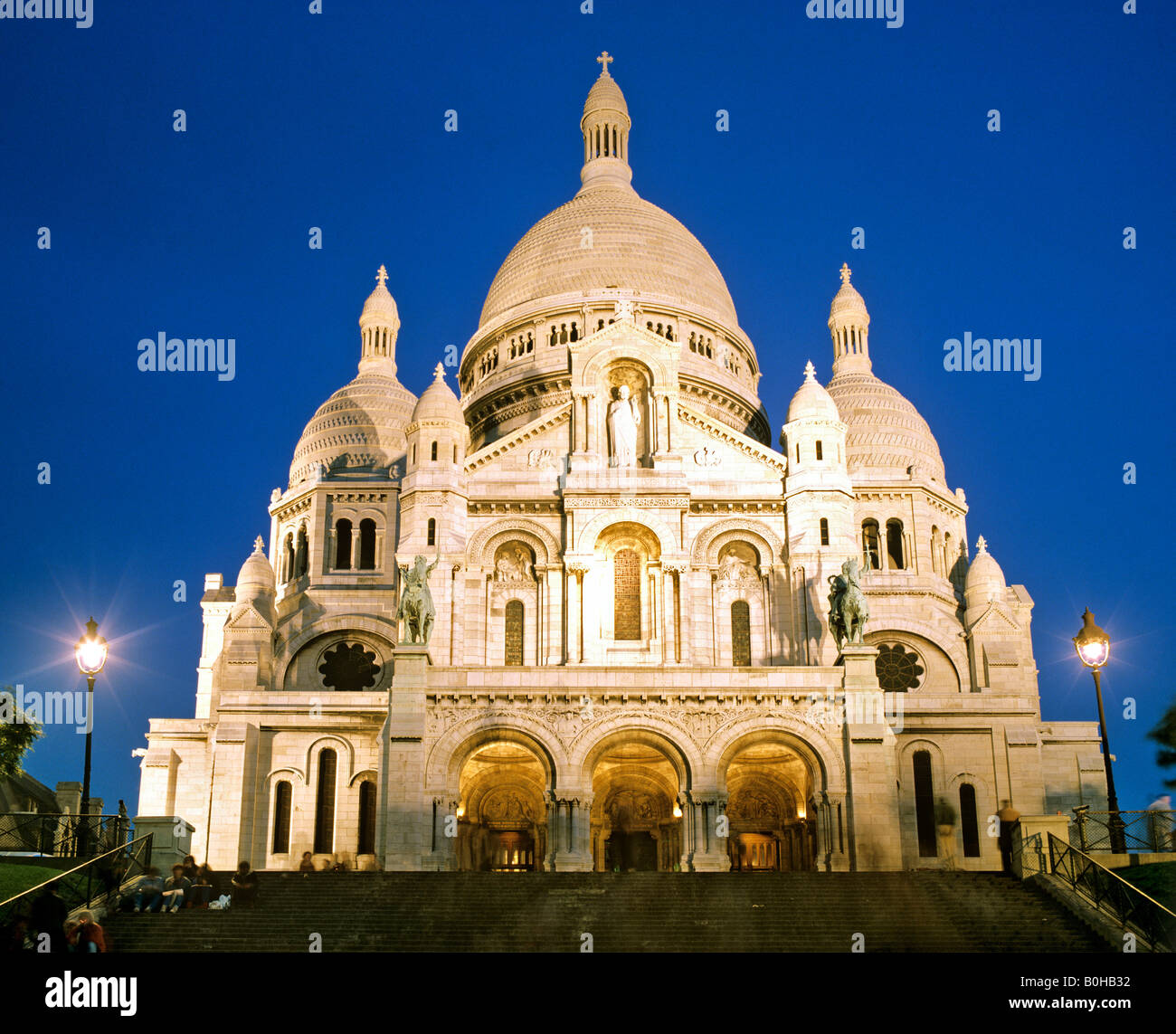 View up basilica du sacre hi-res stock photography and images - Alamy