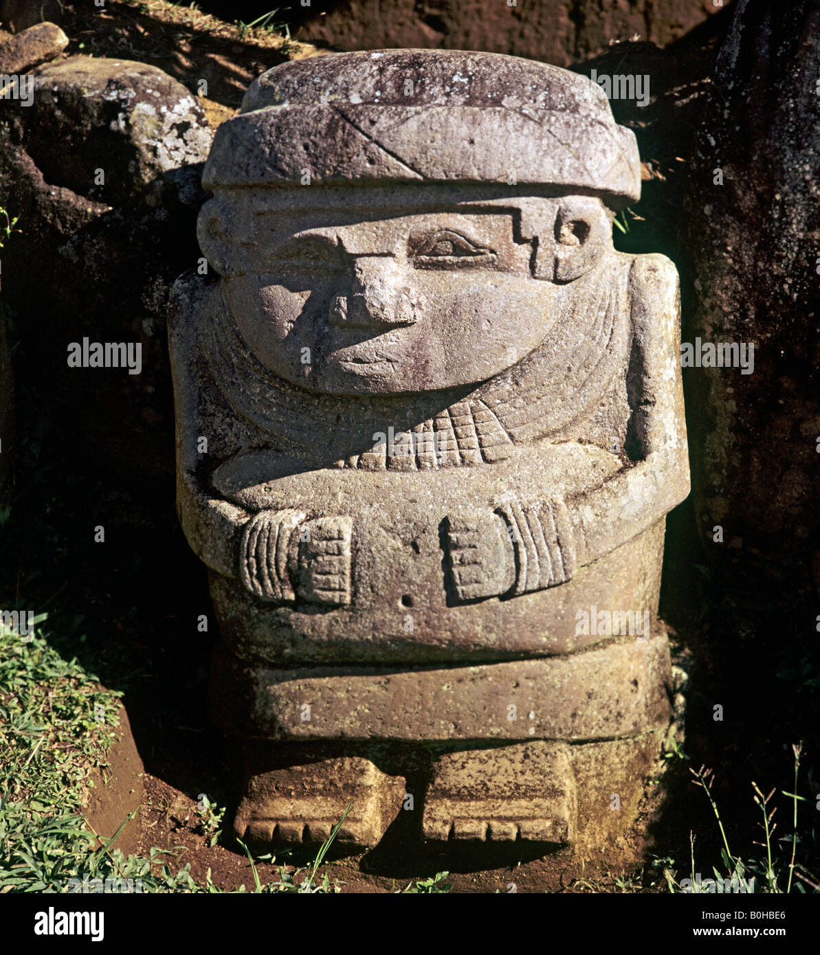 Pre-Columbian stone statue, San Agustín culture, prehistoric culture ...