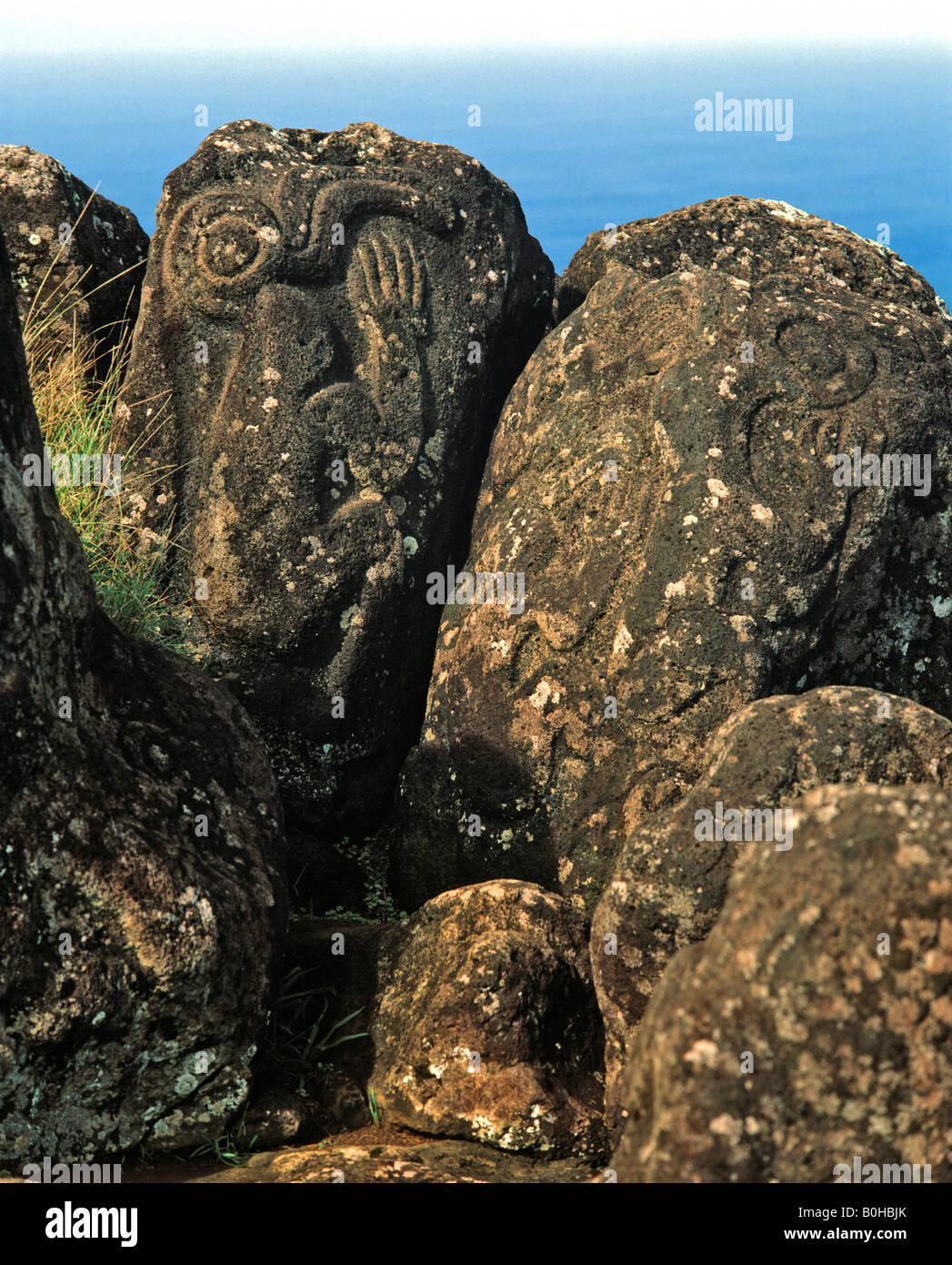 Birdman or birdmen petroglyphs, birdpeople rock carvings, Easter Island ...