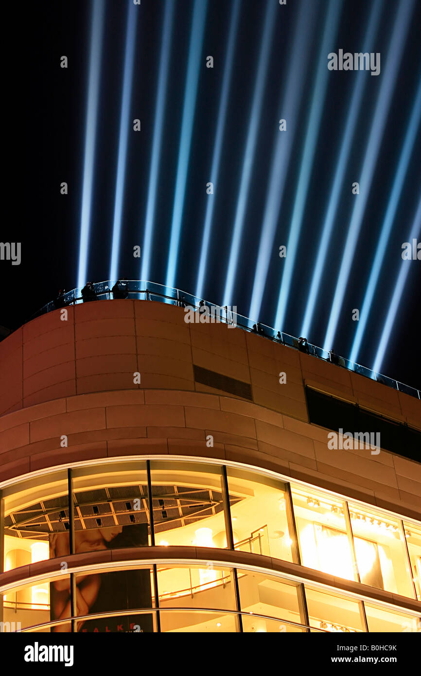 Parallel beams hi-res stock photography and images - Alamy