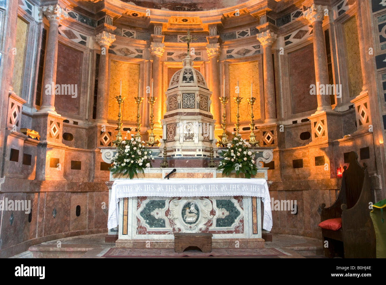 Altar, church, Gerace, Calabria, South Italy, Italy, Europe Stock Photo ...