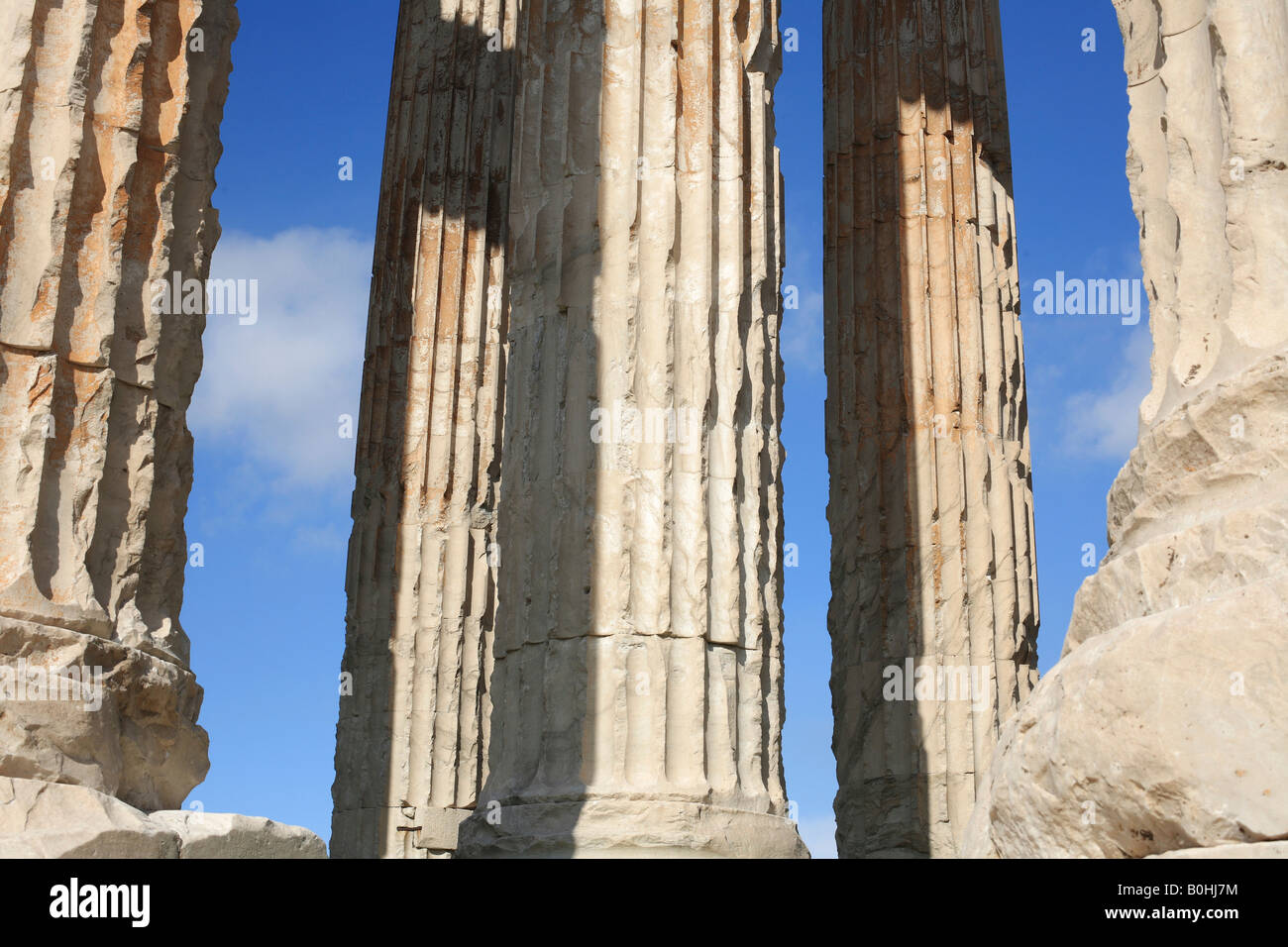 Stone columns, Olympieion, Athens, Greece Stock Photo - Alamy