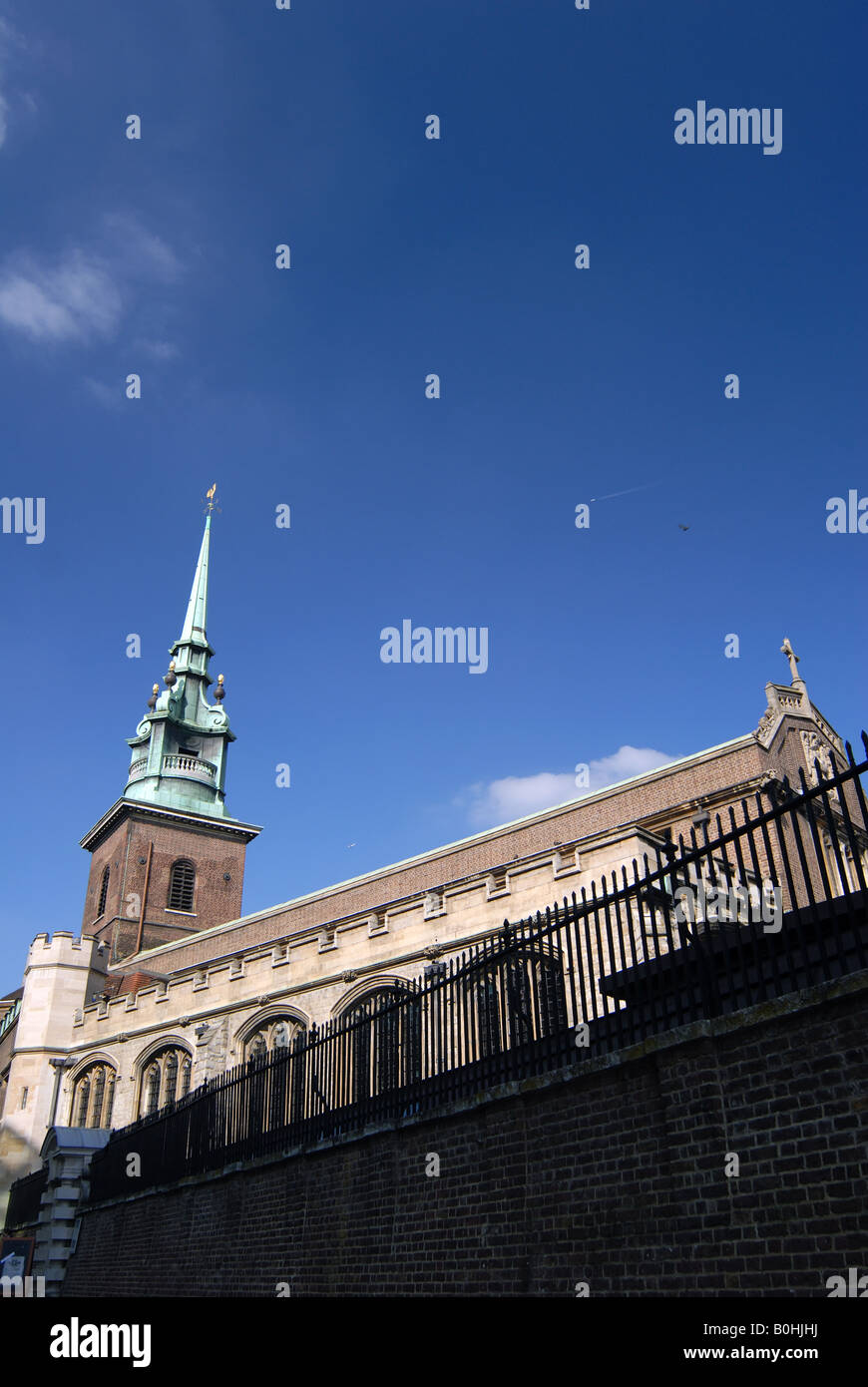 All Hallows Church Uk High Resolution Stock Photography and Images - Alamy