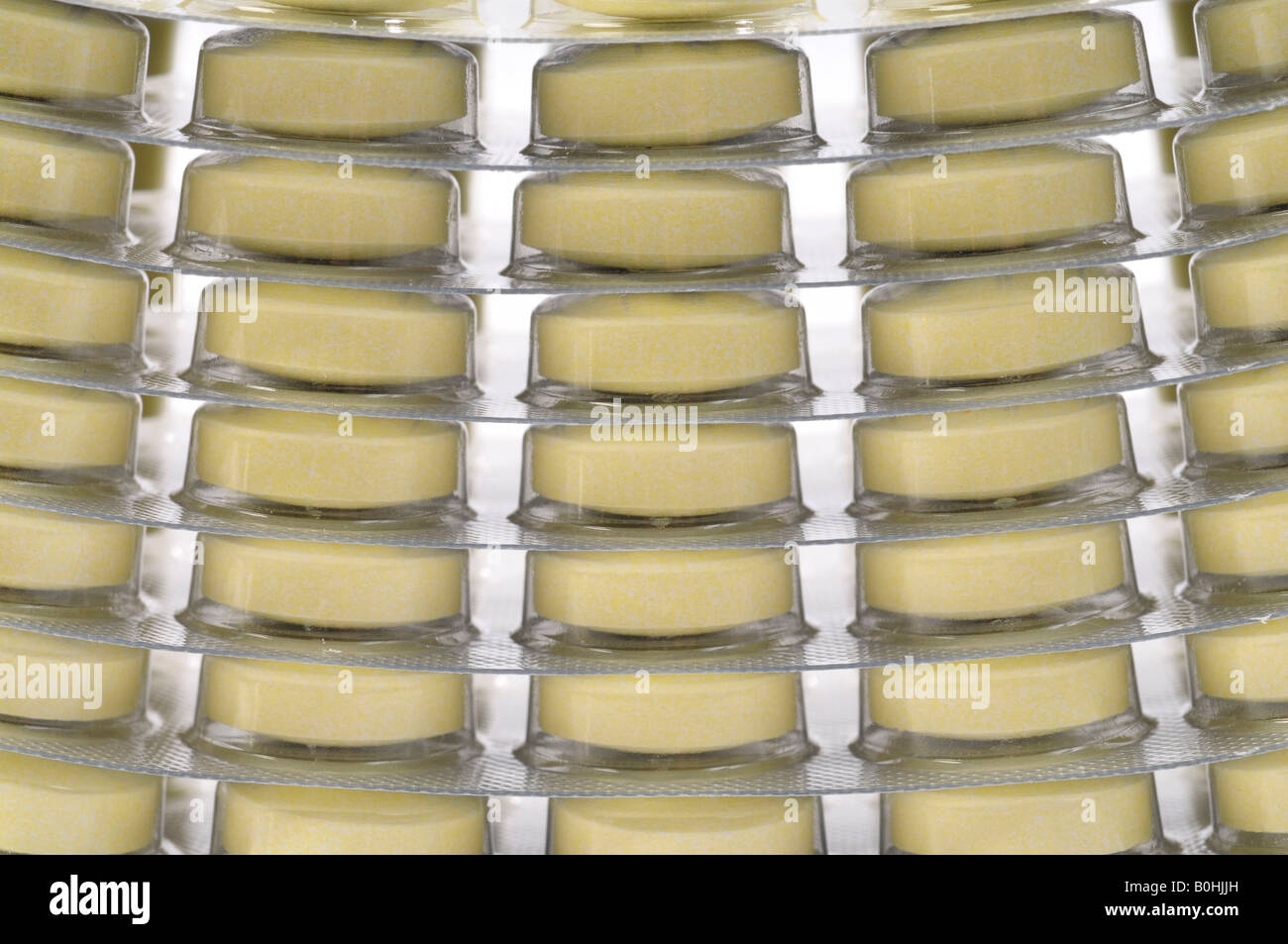 Packaged medicine hi-res stock photography and images - Alamy