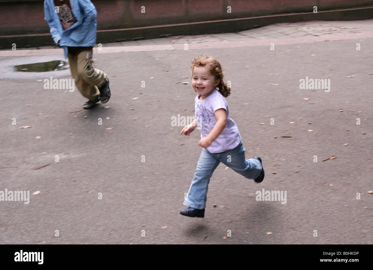 6 year old girl running hi-res stock photography and images - Alamy