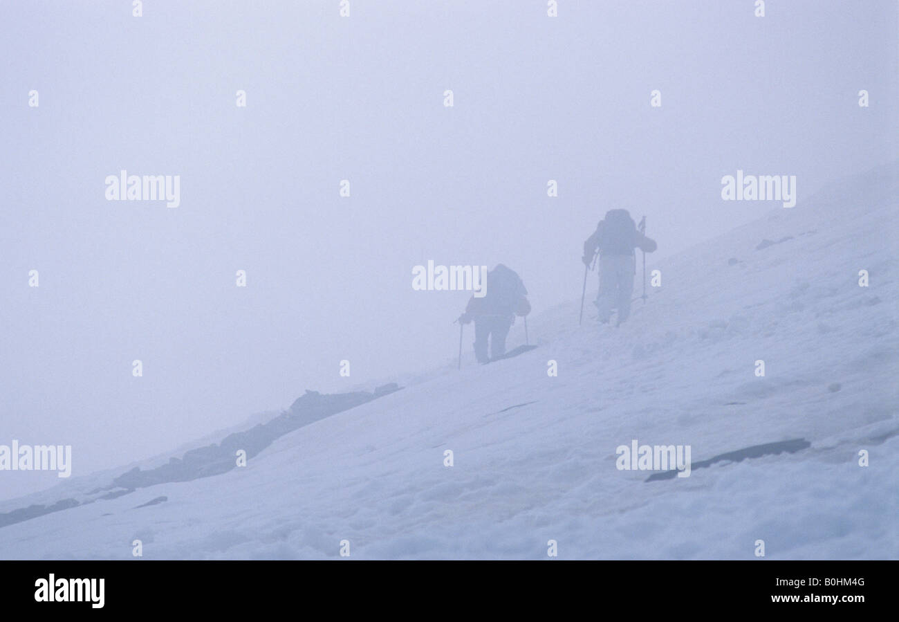 Two humans mountain hi-res stock photography and images - Alamy