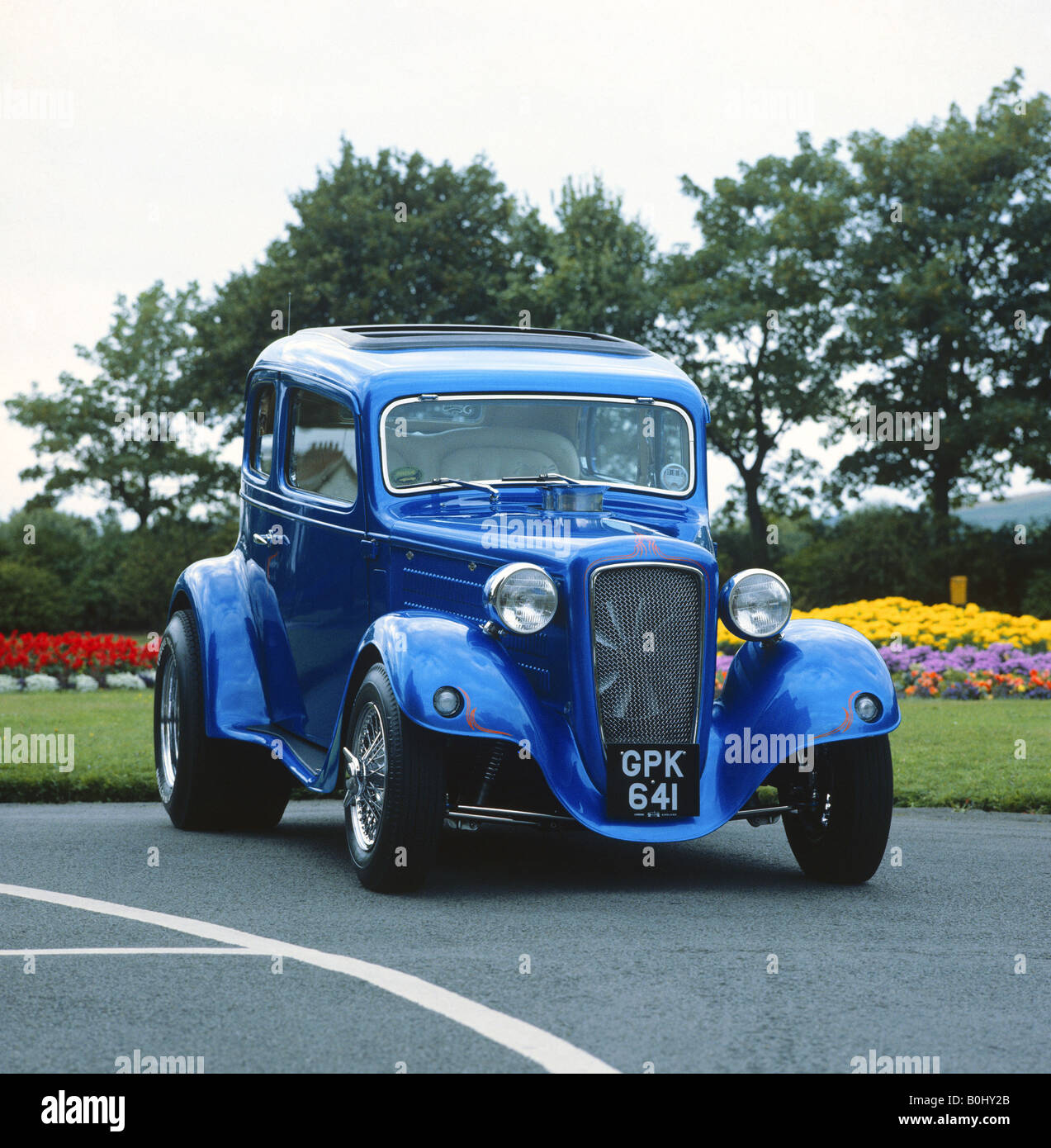 Shiny clean car hi-res stock photography and images - Alamy