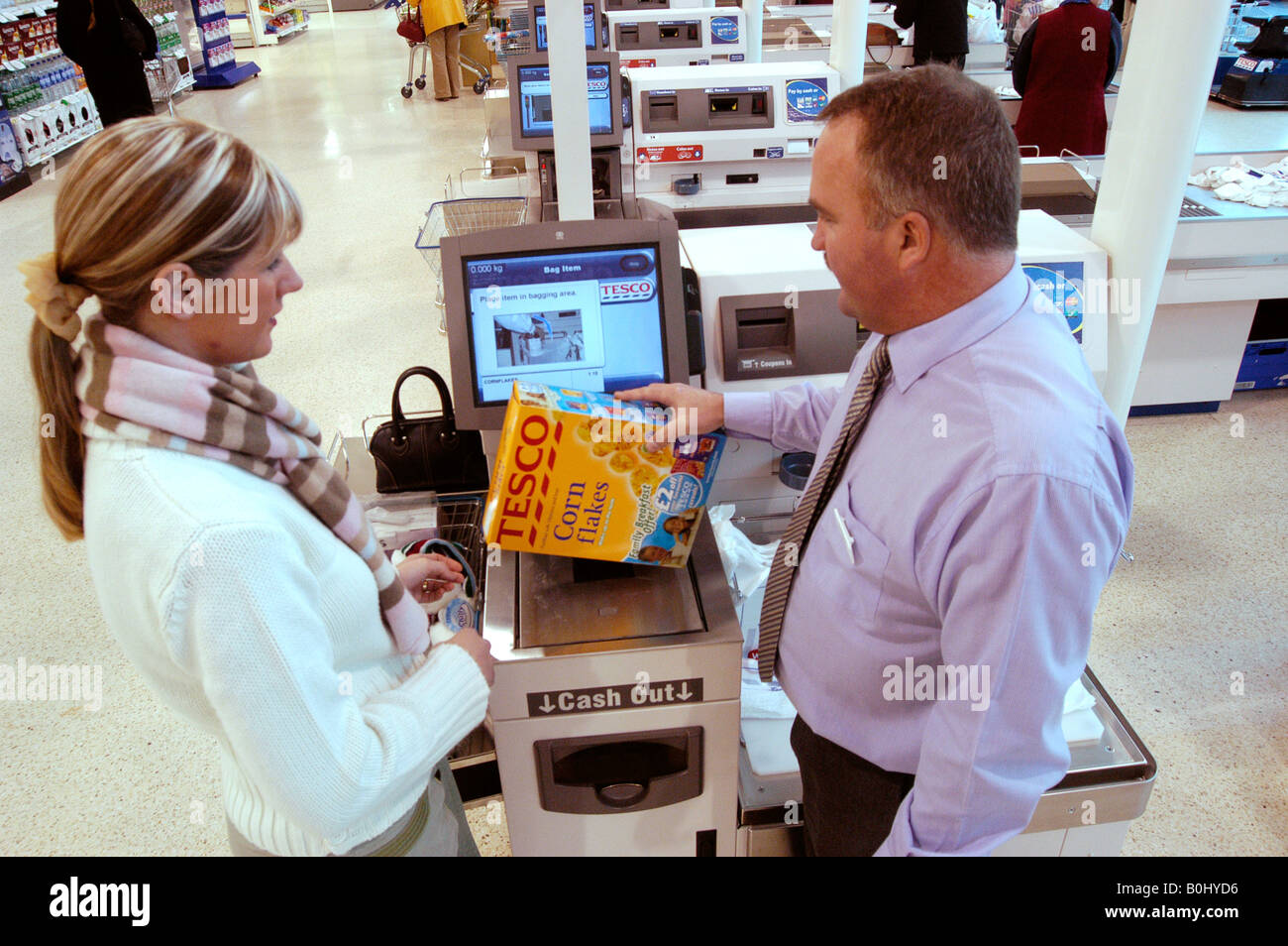 Supermarket check out till hi-res stock photography and images - Alamy