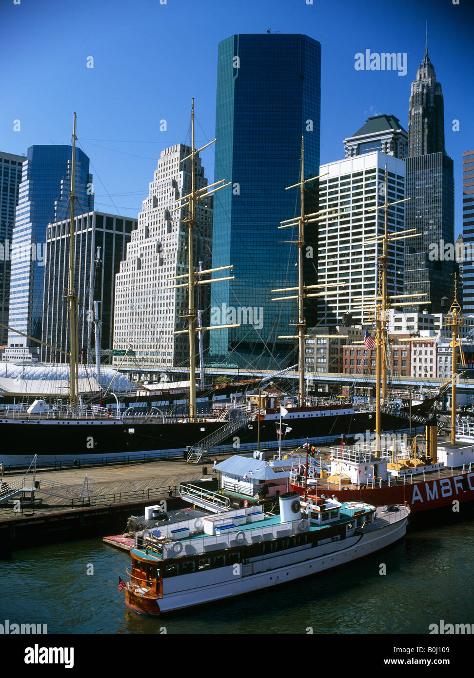 Brooklyn Harbour, New York, USA Stock Photo - Alamy