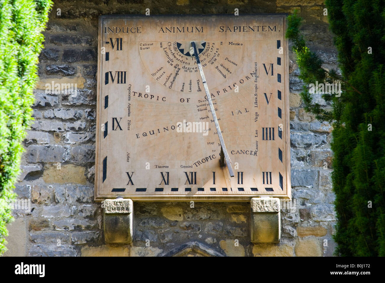 Sundial st lawrences church in hi-res stock photography and images - Alamy