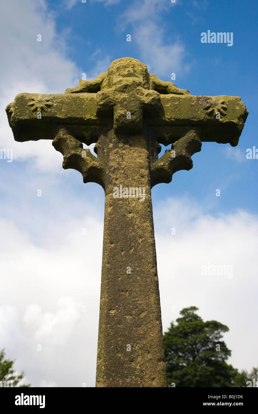 Fourteenth Century Cross at Foolow in the Peak District in Derbyshire ...