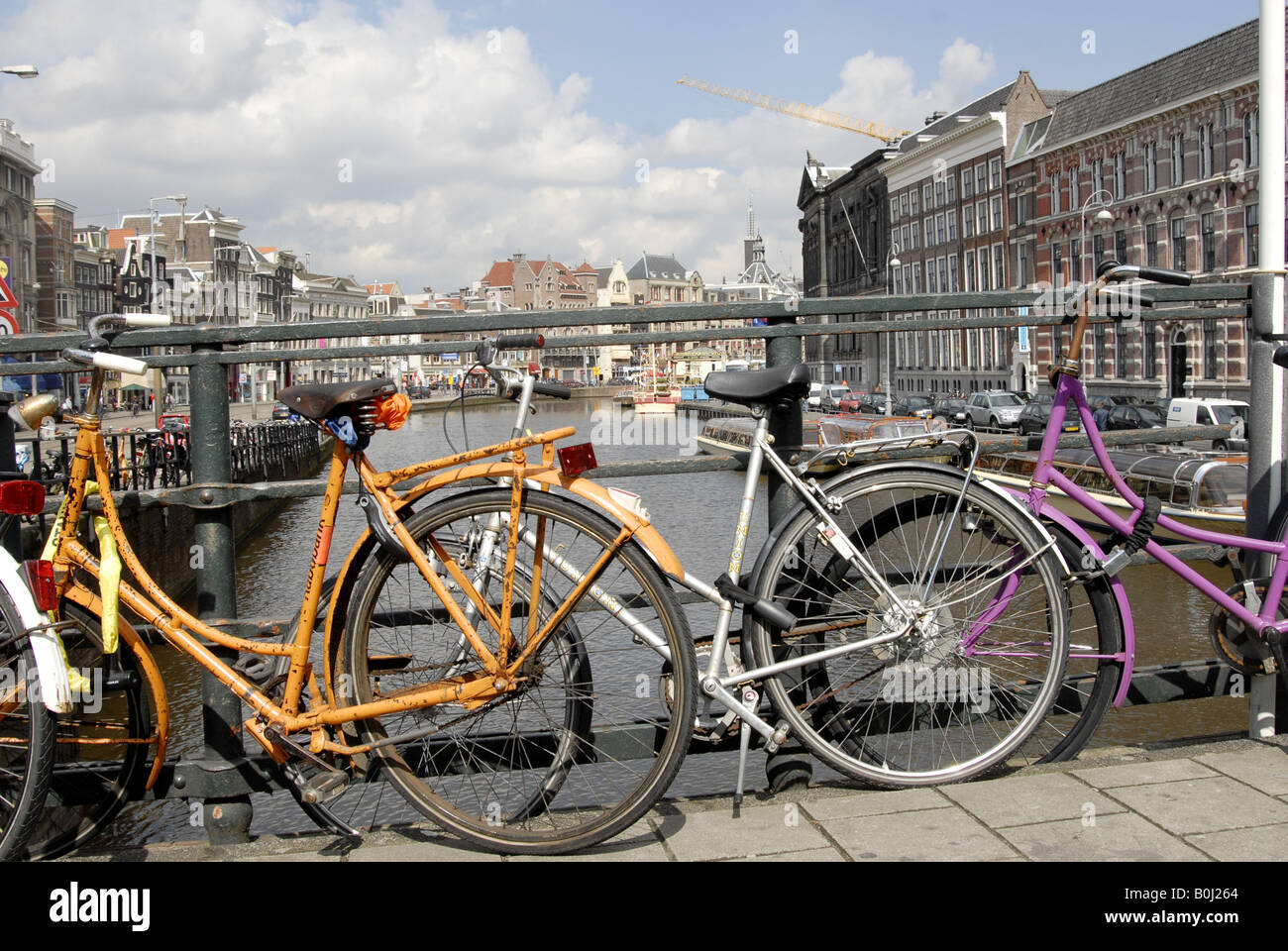 Holland bike canal hi-res stock photography and images - Alamy