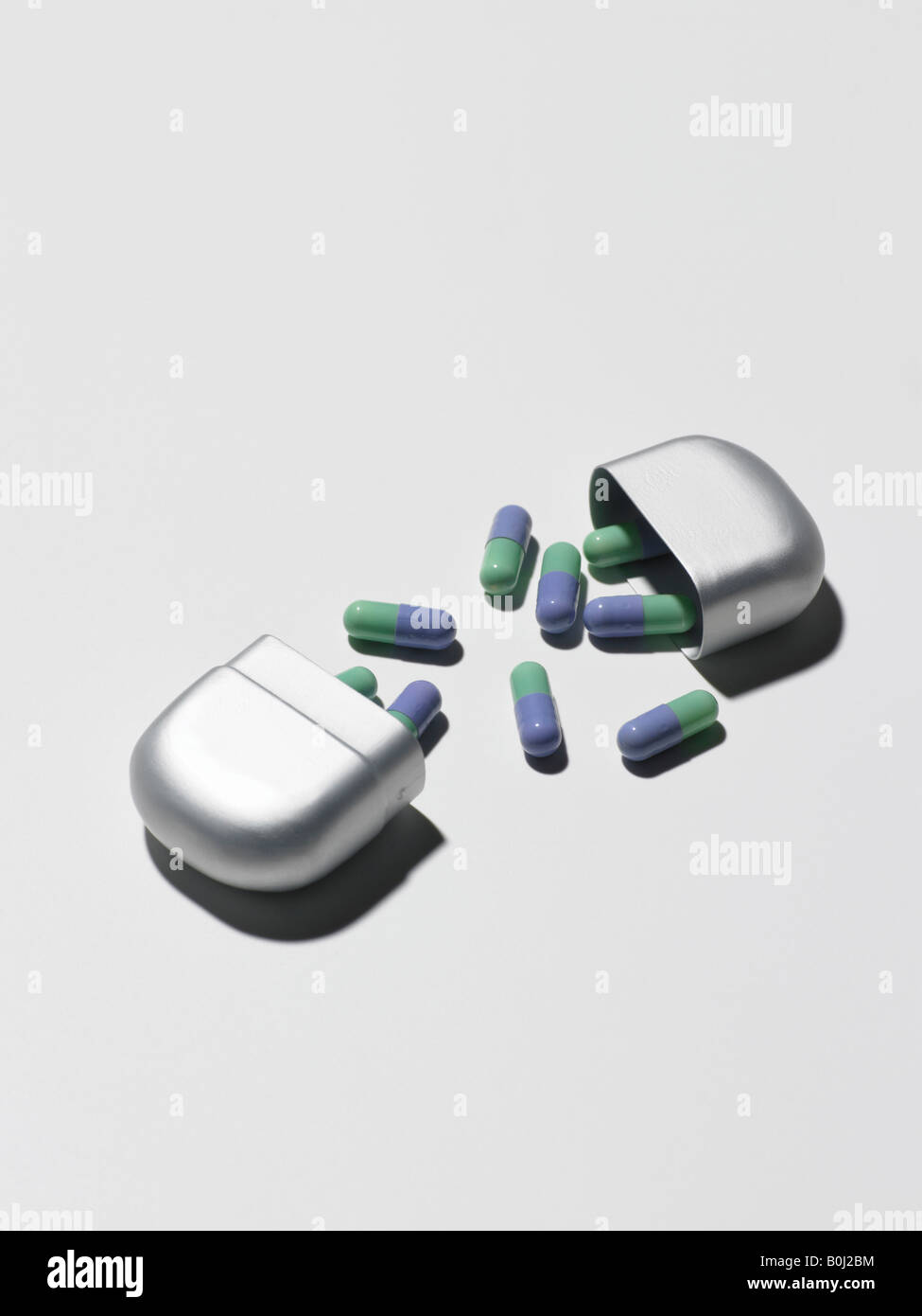 pill box holder Stock Photo - Alamy