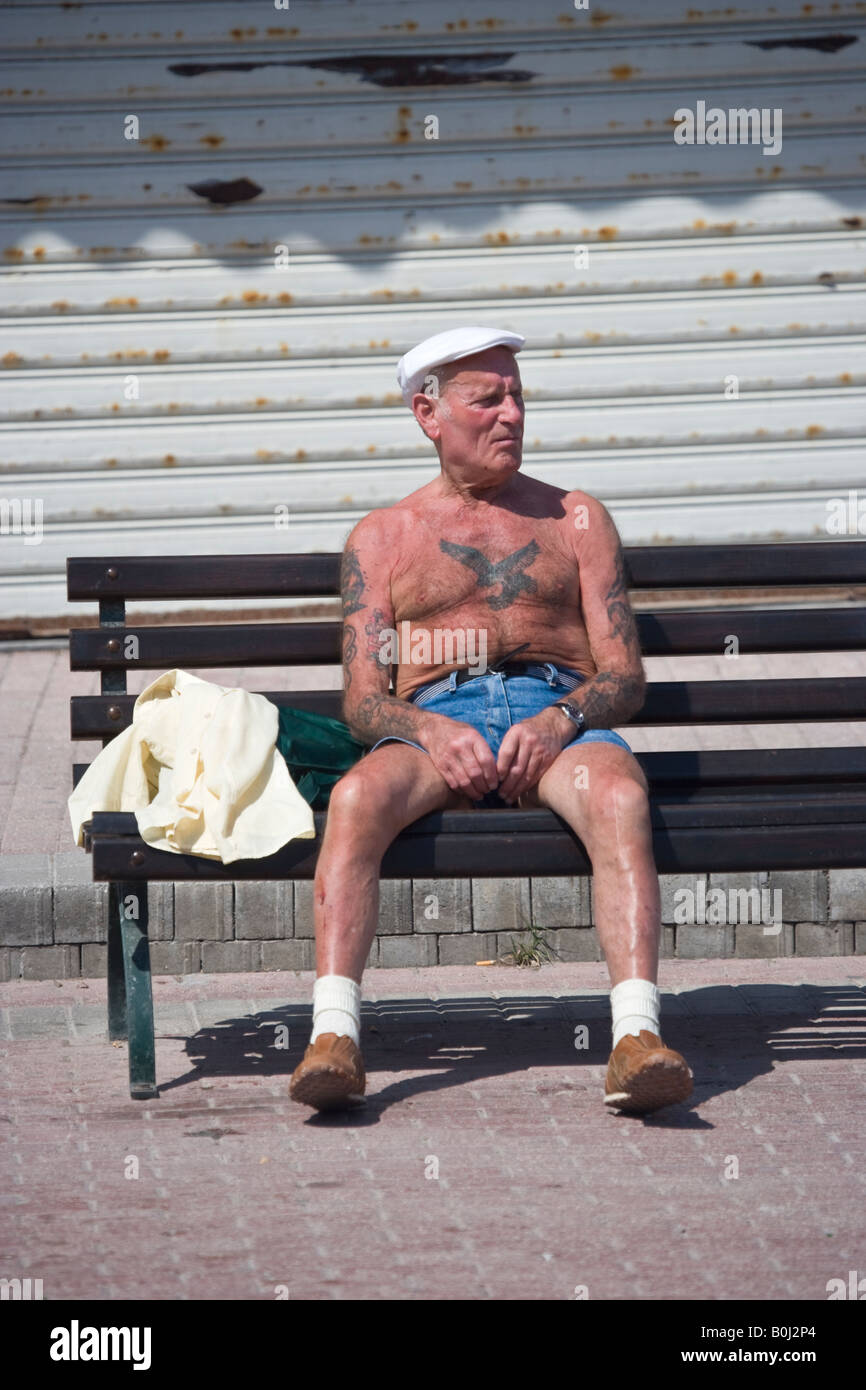Elderly malta man hi-res stock photography and images - Alamy