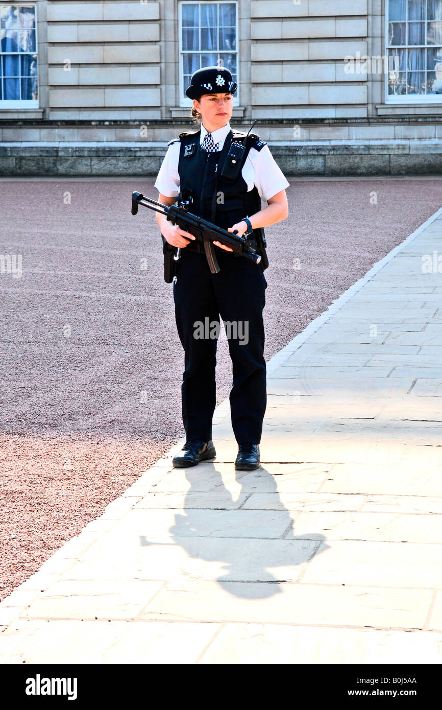 British Policewoman In Uniform Police High Resolution Stock Photography ...
