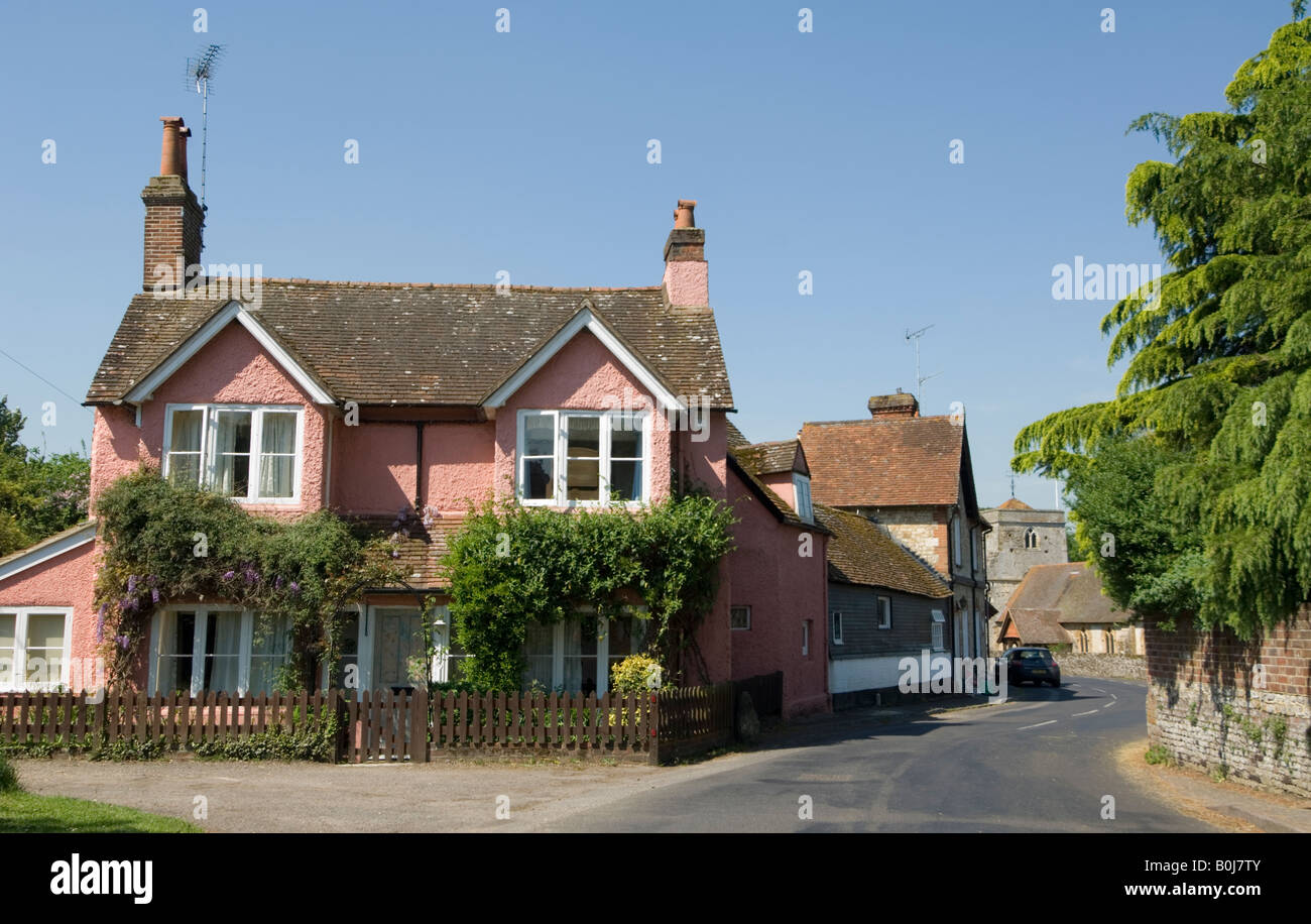 Frensham village hi-res stock photography and images - Alamy