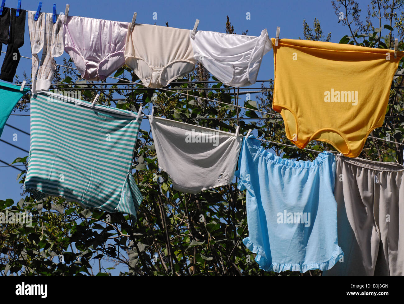 Drying solutions hi-res stock photography and images - Alamy
