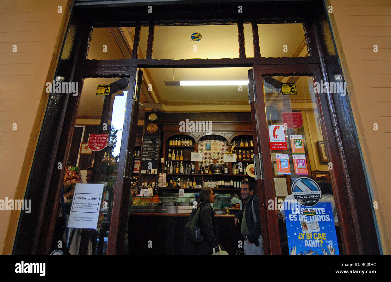 Bars and restaurants seville hi-res stock photography and images - Alamy