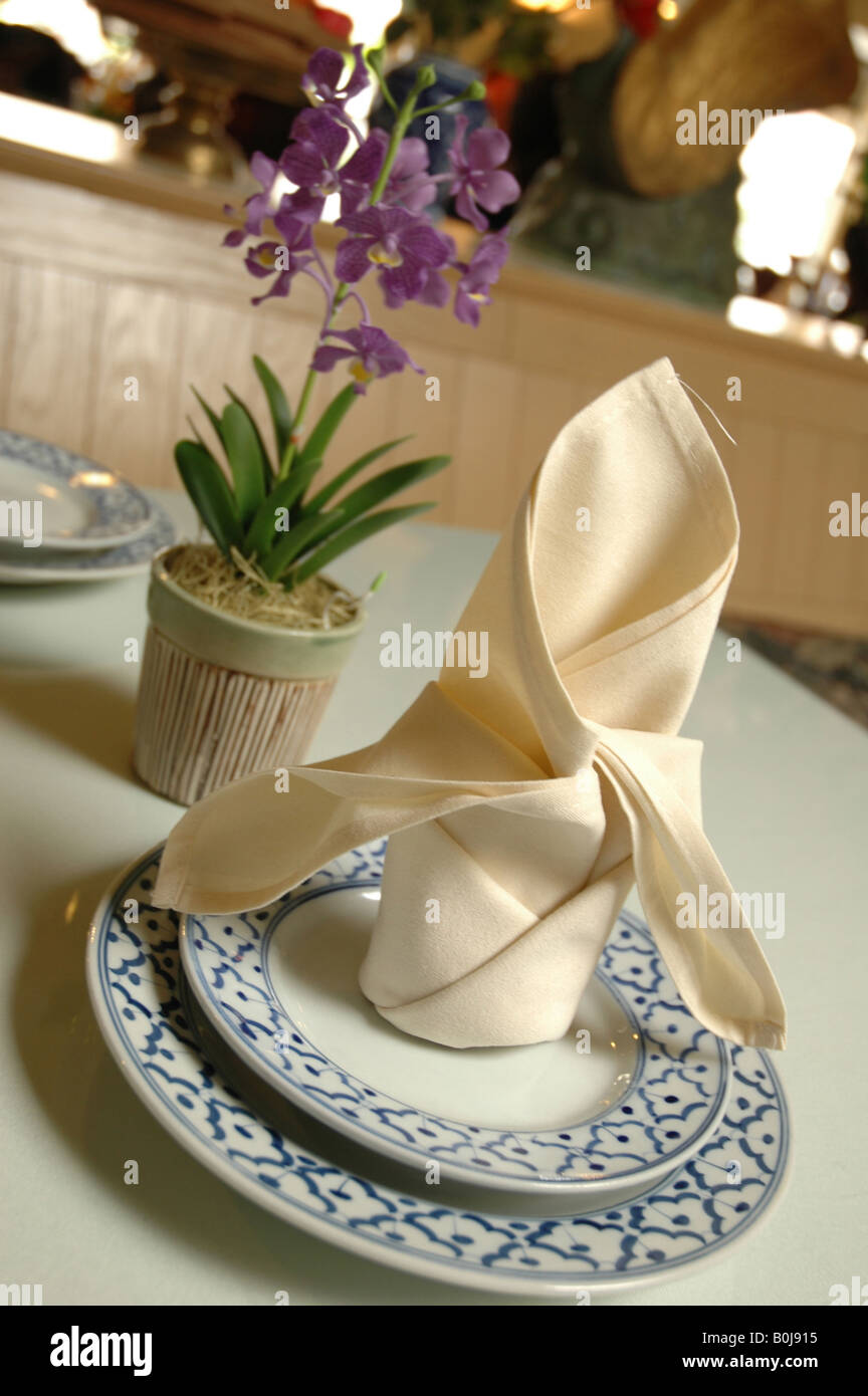 Place setting in an Asian restaurant Stock Photo - Alamy