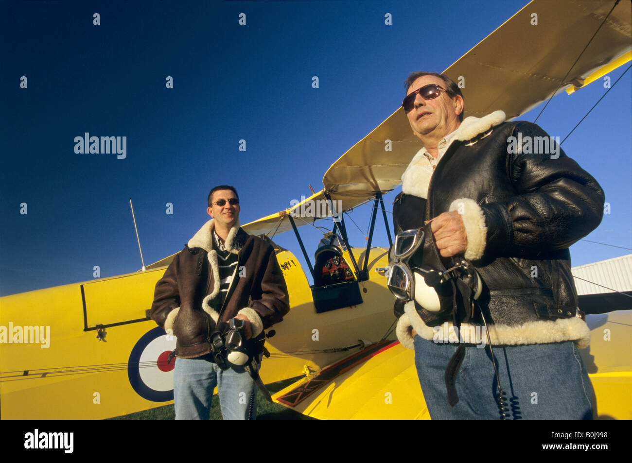 Leather flying helmet hi-res stock photography and images - Alamy