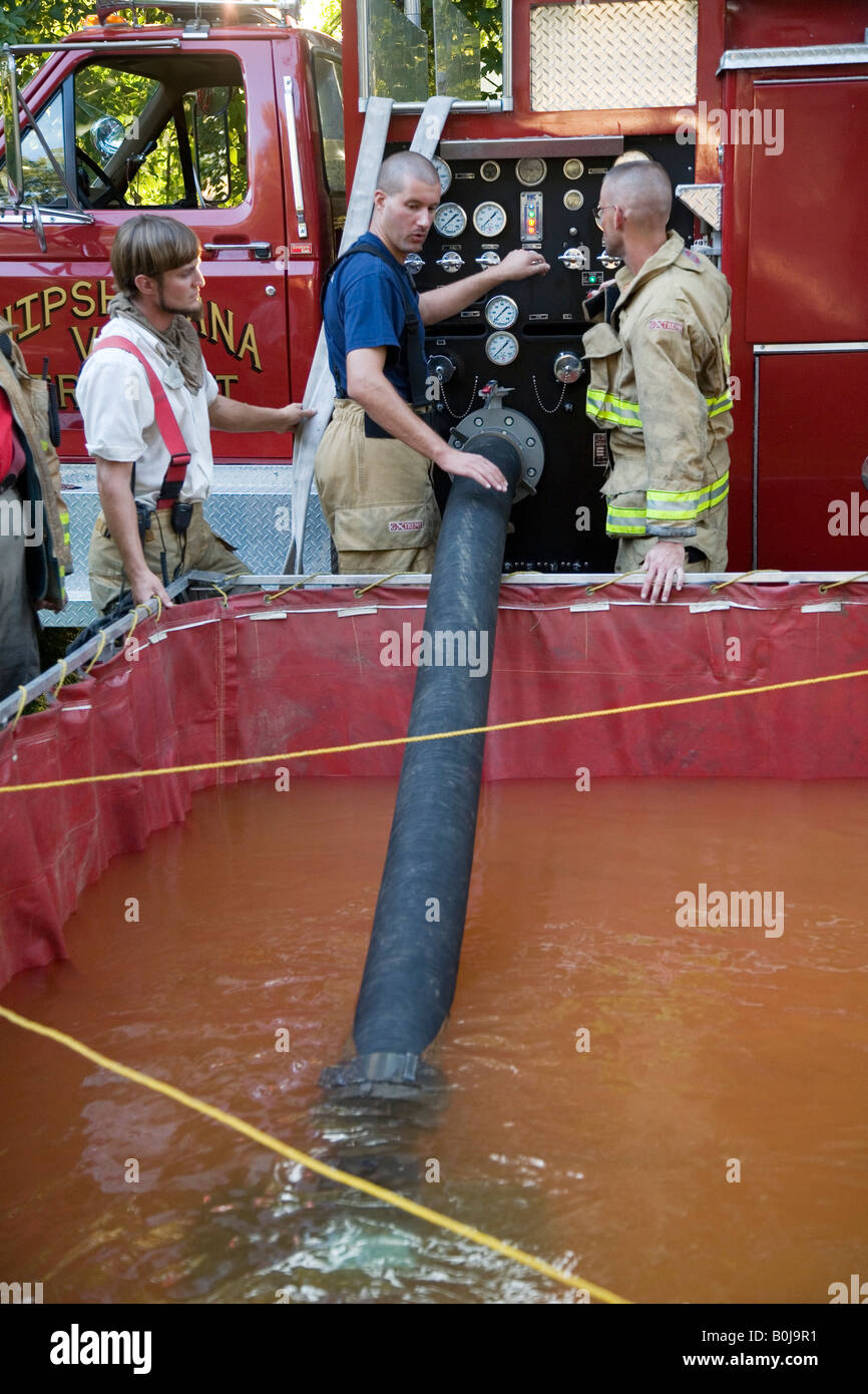 Volunteer firefighters america hi-res stock photography and images - Alamy